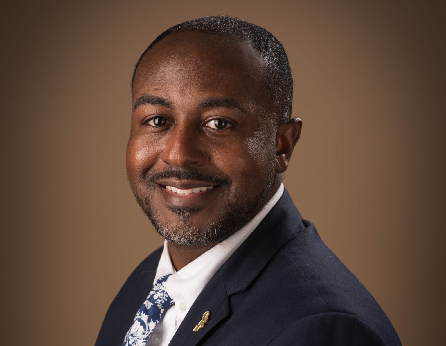 The W welcomes Matthew Miles as dean of students – The W